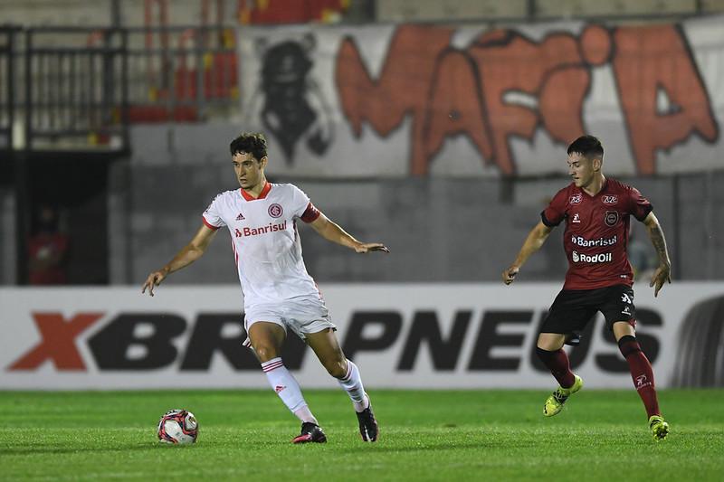Rodrigo Dourado marca para o Inter; ASSISTA