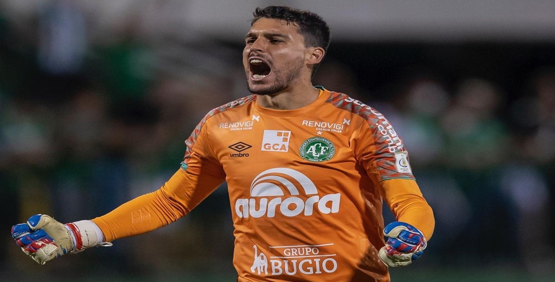 O motivo que fez aceitar proposta da Chapecoense e dois goleiros que ...