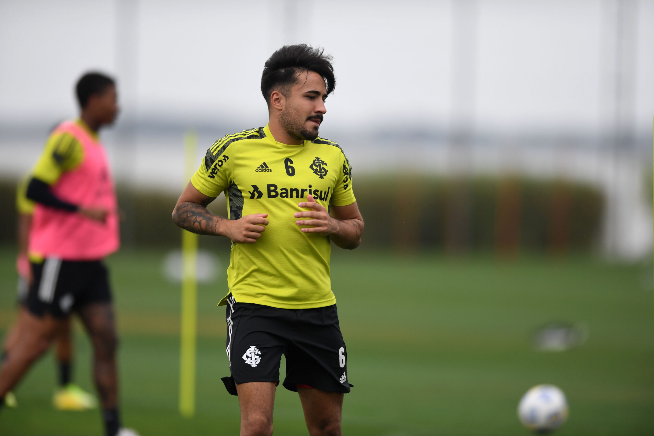 Salário de Heitor é impeditivo para transferência ao Vasco, diz site
