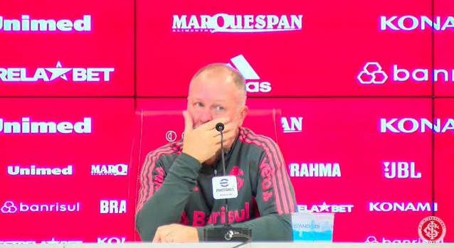 Após polêmica do comentário da esposa de Daniel, Mano explica ausência ...