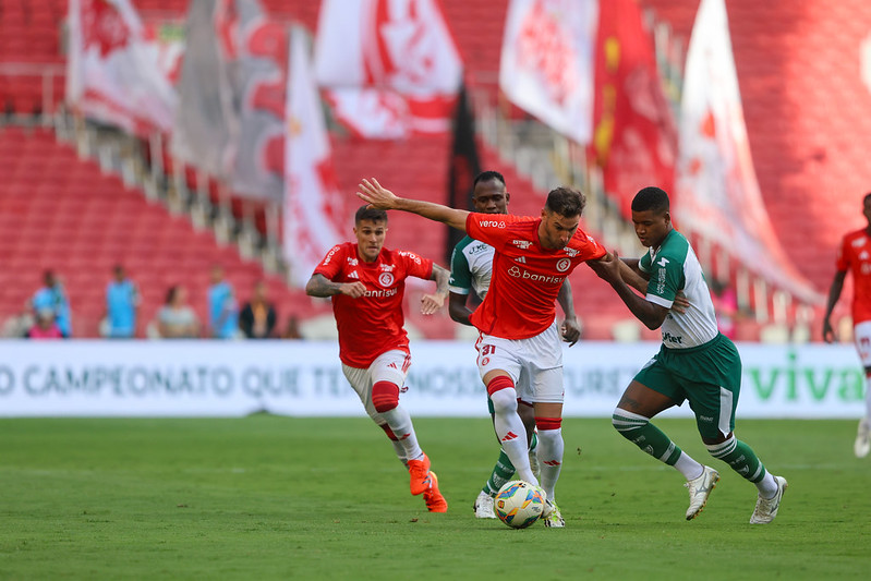 Inter comunica ausência de Lucas Alario em duelo contra o São José