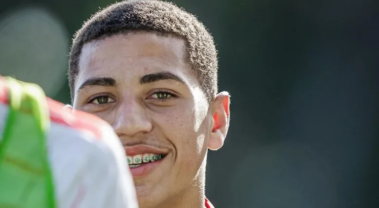 Inter recebe proposta OFICIAL por Gabriel Carvalho