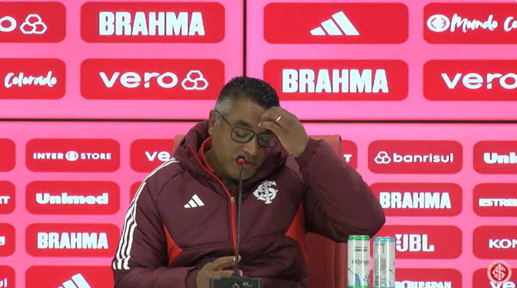 O comentário de Roger Machado sobre o gol inacreditável perdido por ...