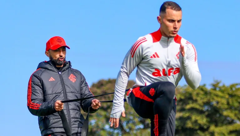 Bruno Gomes reaparece no Inter contra o Corinthians