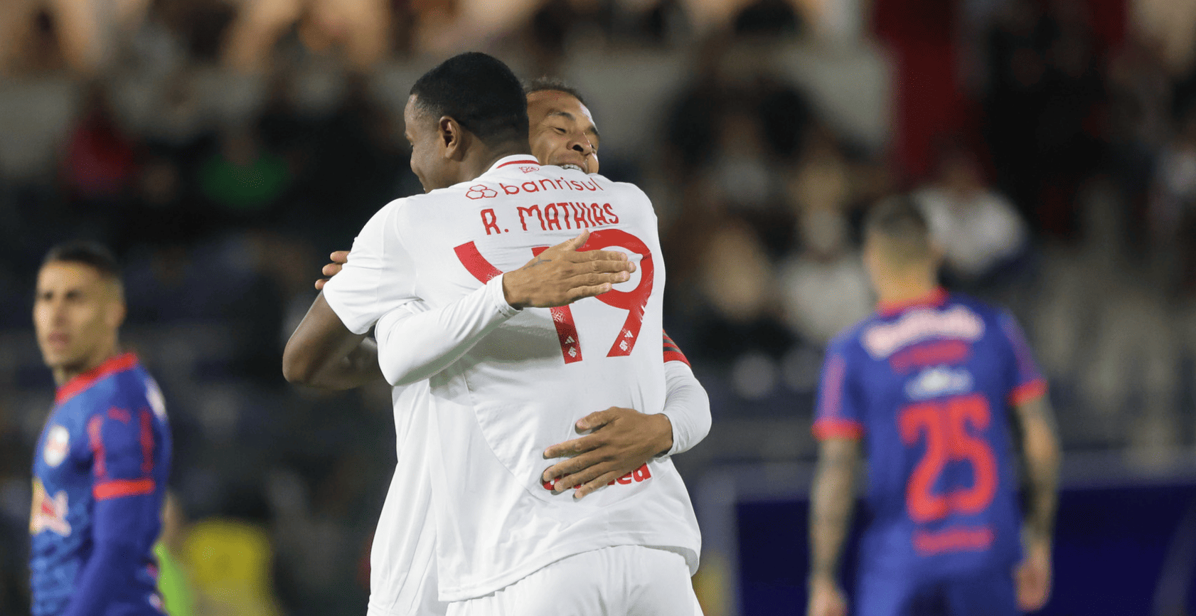 Inter de Ricardo Mathias vence o Bragantino