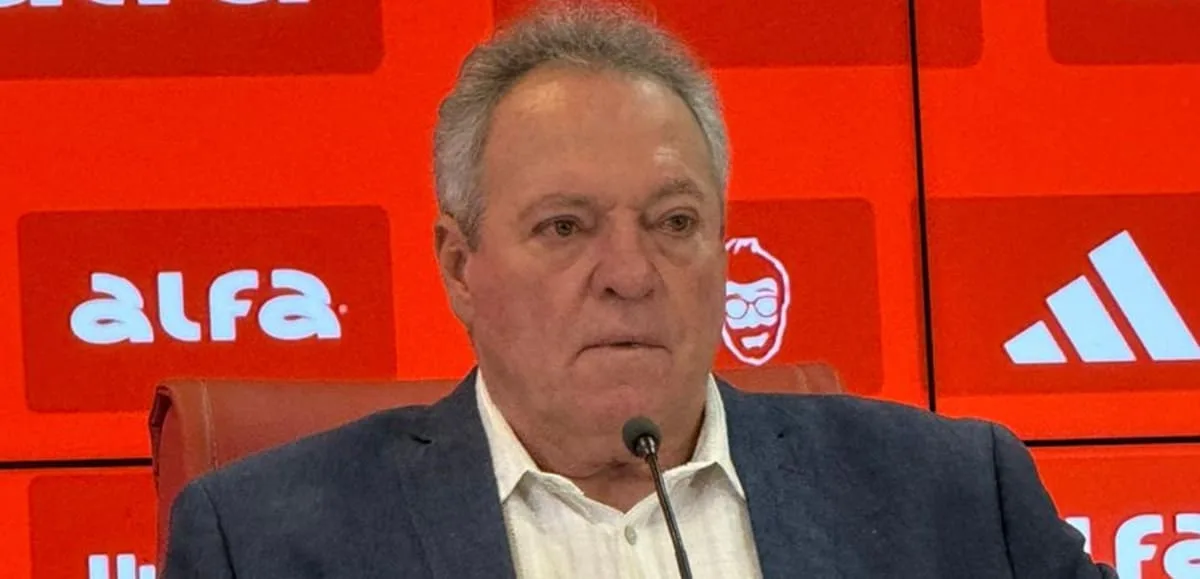 Inter atravessa negócio e tenta contratação do centroavante Pablo ...